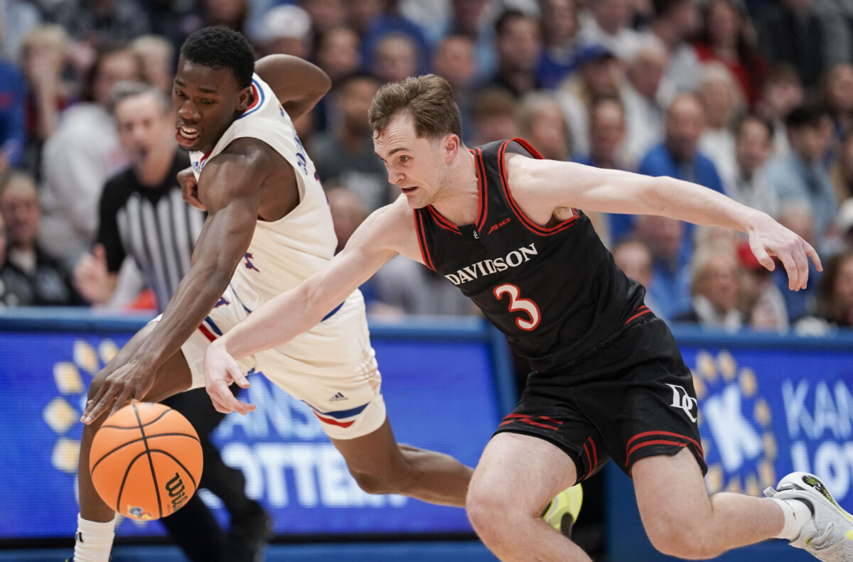 Photo Gallery: Kansas downs Davidson, 90-61 - KU Sports